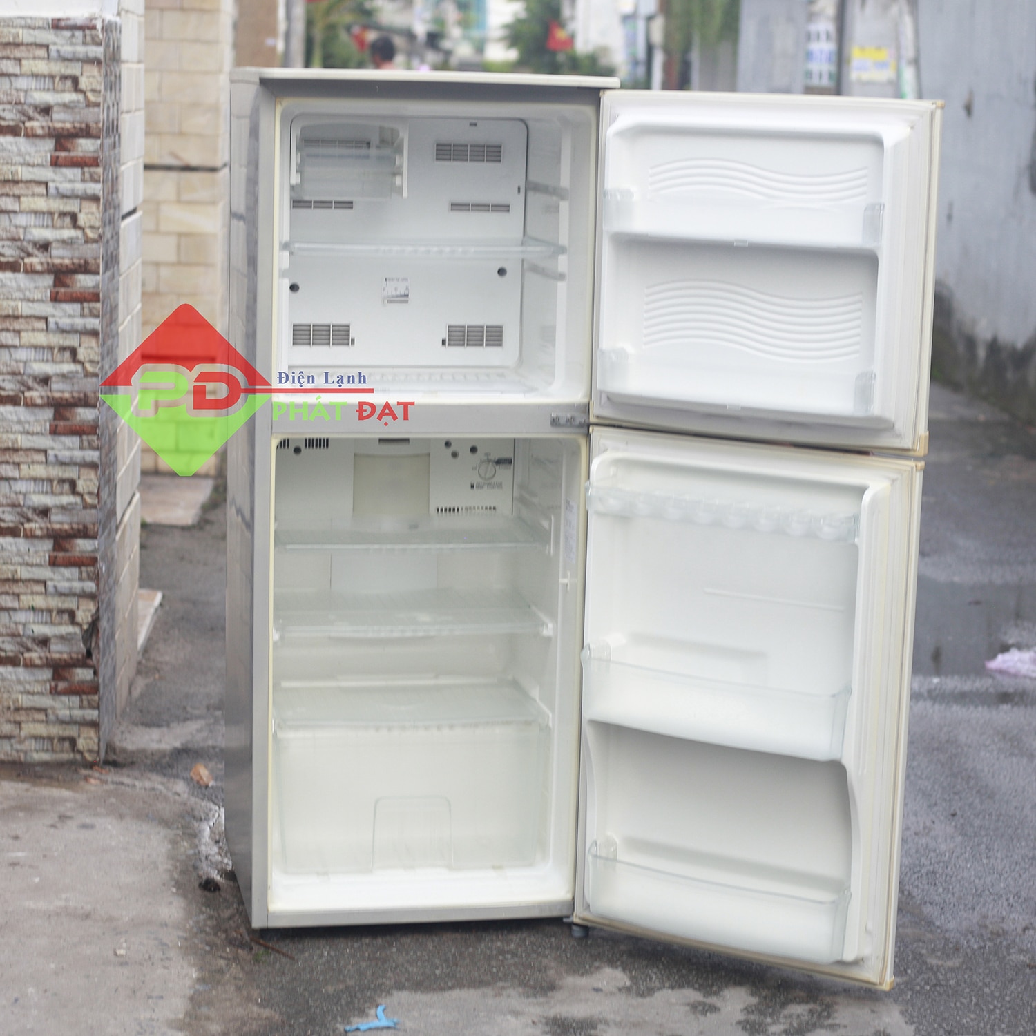 Bán Tủ lạnh Toshiba 150L cũ tại TPHCM | Điện Máy Phát Đạt